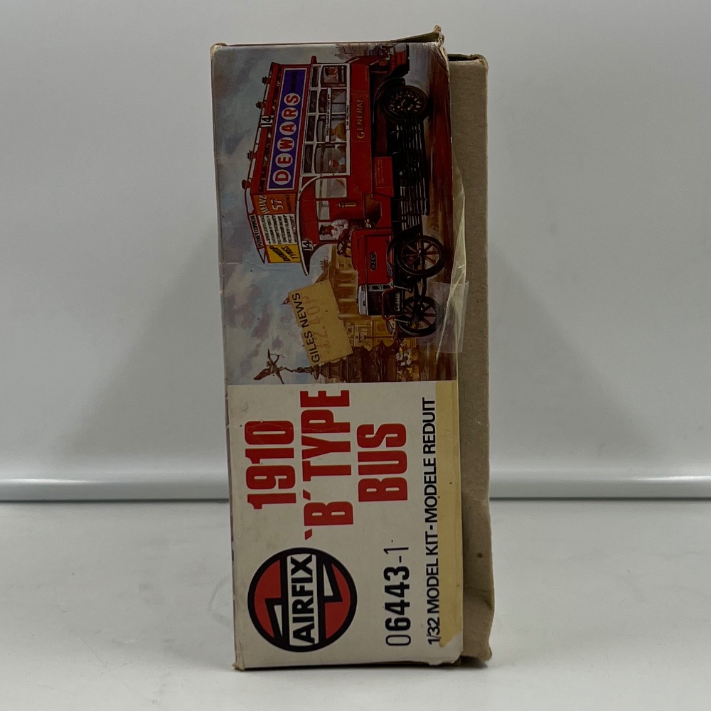 Pre-owned AIRFIX 1910 B TYPE BUS 1/32 MODEL KIT - COMPLETE - Own4Less